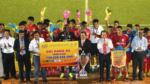 VFF - BTV Cup 2015: Bangu Atletio vô địch, B.Bình Dương giành giải Ba