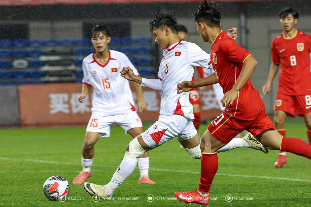 VFF - Đội tuyển U16 Việt Nam chia điểm với chủ nhà Trung Quốc trong thế bị dẫn bàn